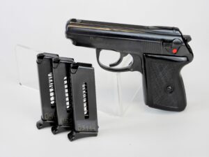 Pistolet P64 (dwa magazynki magazynki) - Militaria Forty